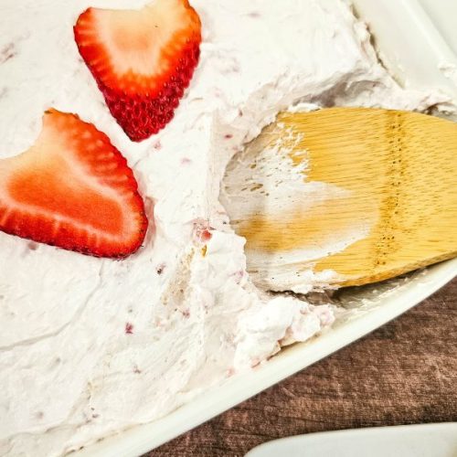 Easy Strawberry Cheesecake Dip with Fresh Strawberries